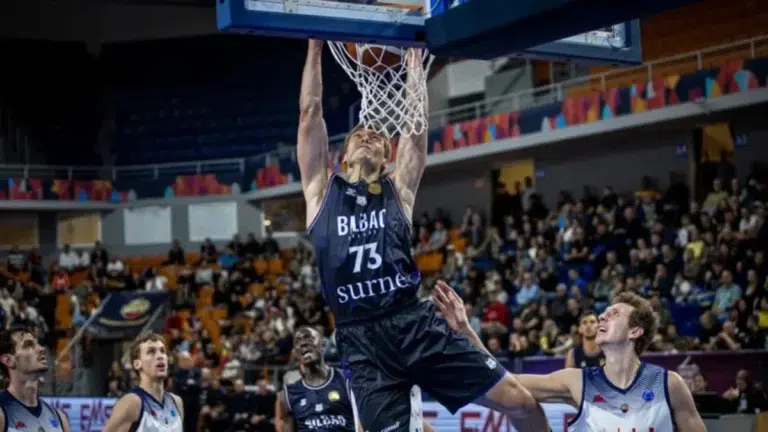 La Marea Negra alza la voz contra los naming rights y defiende el ...